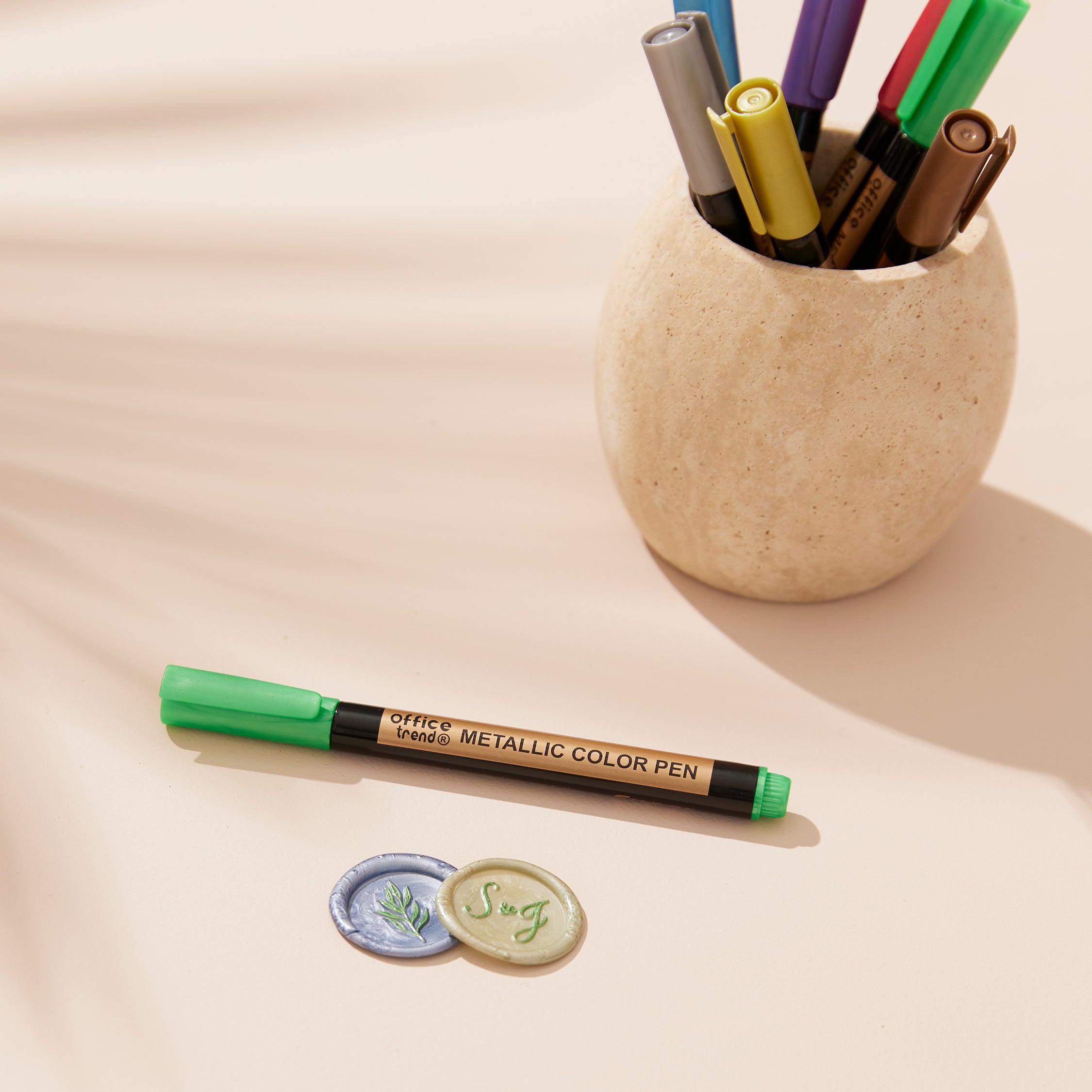 Metallic Marker Pen - Green – Sea and Paper Creative Studio